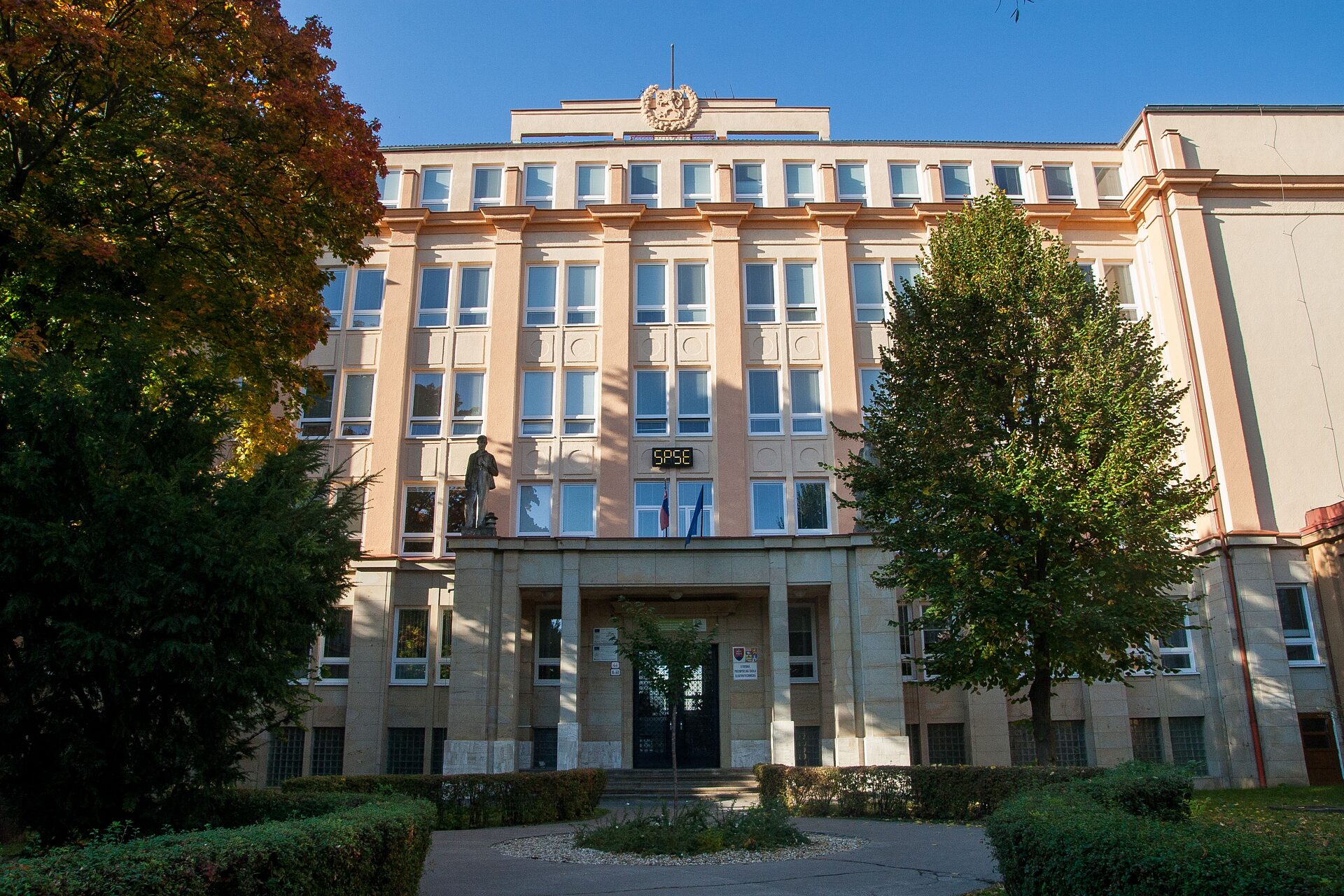 Stredná priemyselná škola elektrotechnická Košice - PASCH-Initiative