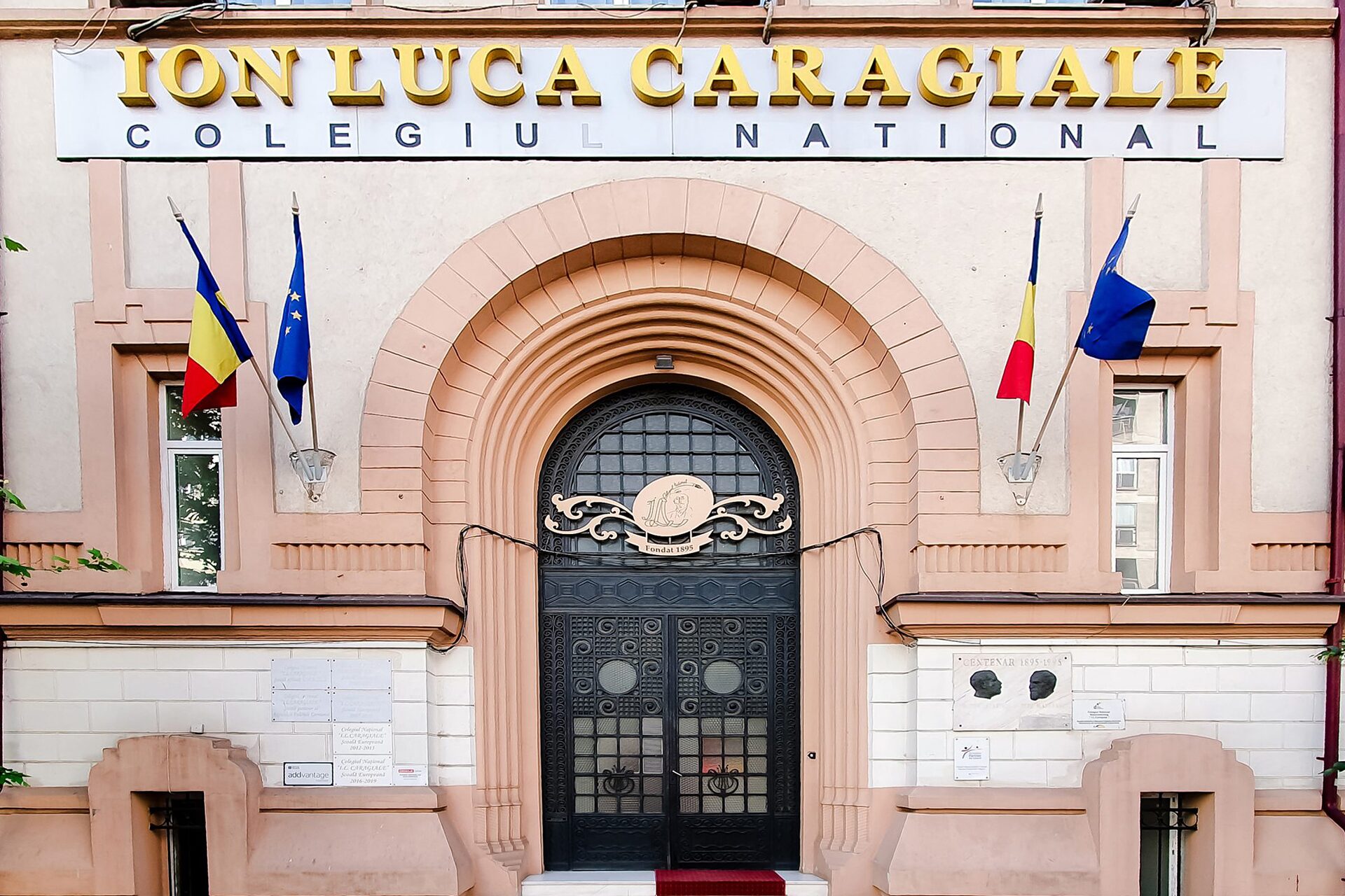 Colegiul Naţional Ion Luca Caragiale Bucureşti - PASCH-Initiative