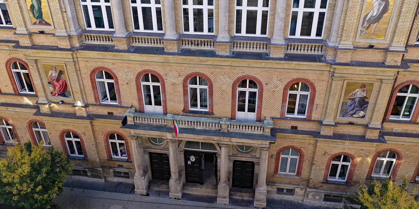 VII. Kerületi Madách Imre Gimnázium Budapest - PASCH-Initiative