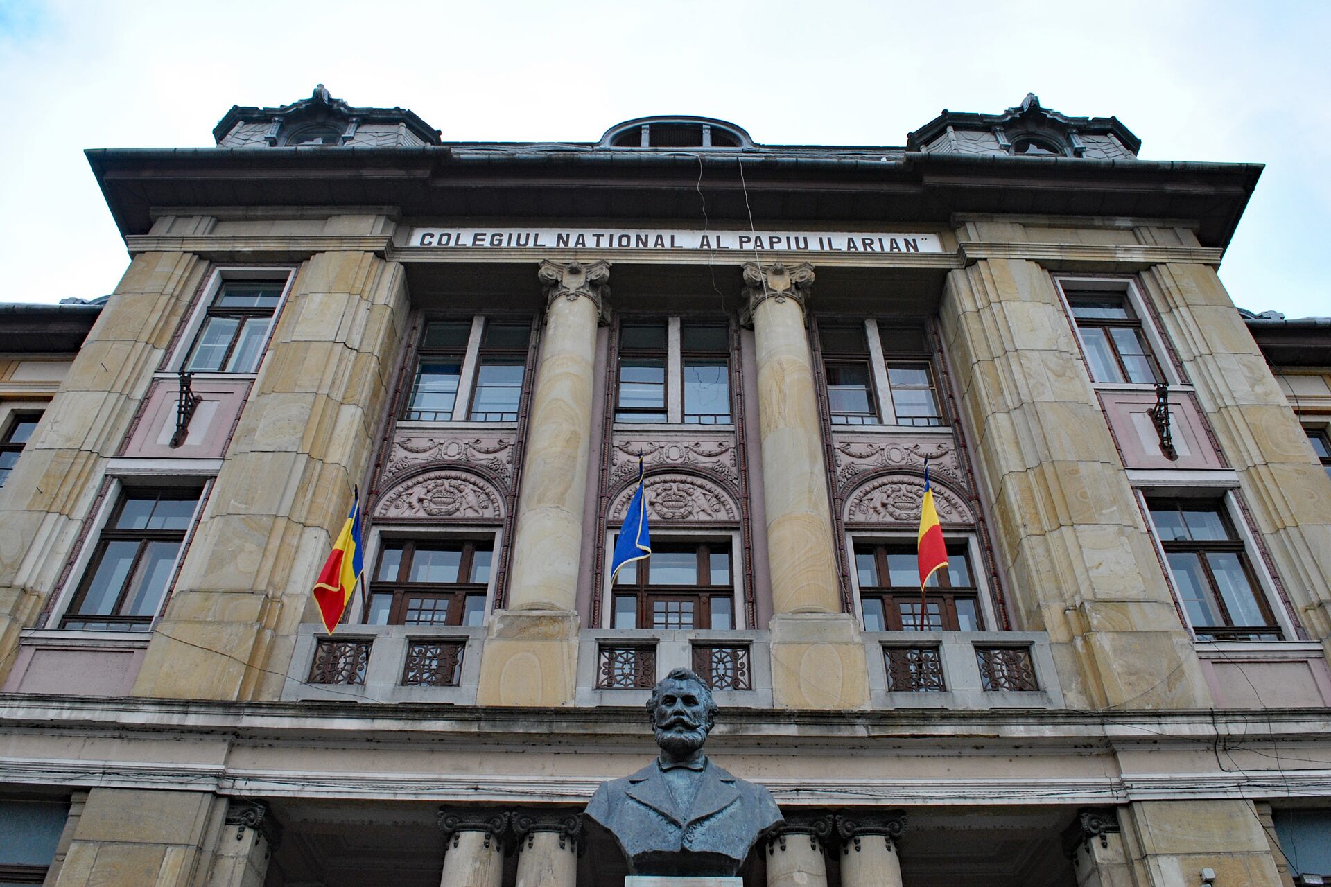 Colegiul Naţional Alexandru Papiu IIarian Târgu - PASCH-Initiative