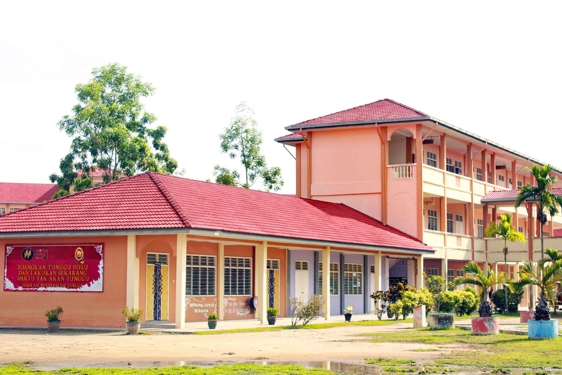 SMS Kepala Batas Secondary School - PASCH-Initiative