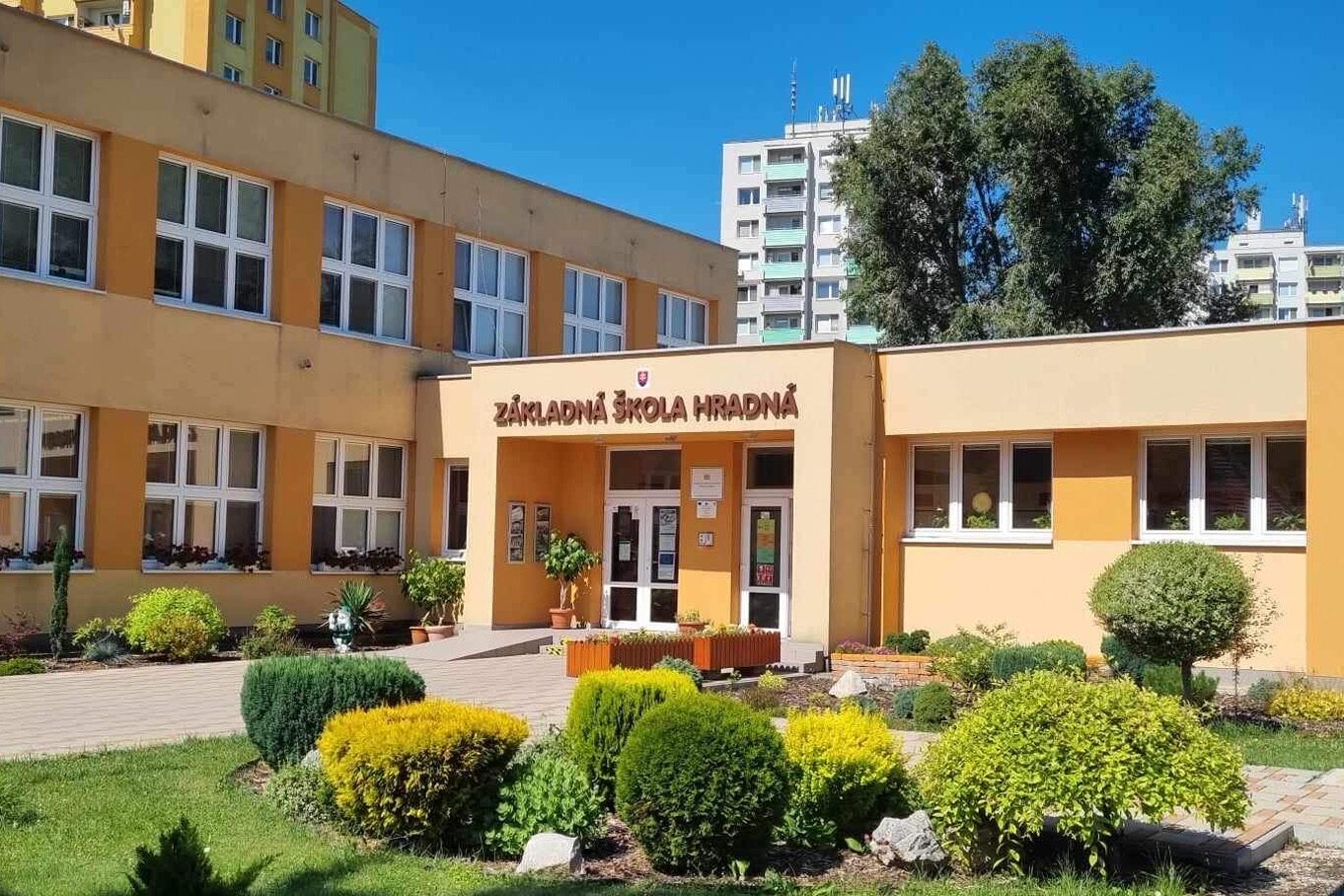 Základná škola Hradná 22 - PASCH-Initiative Základná škola Hradná 22 - PASCH-Initiative